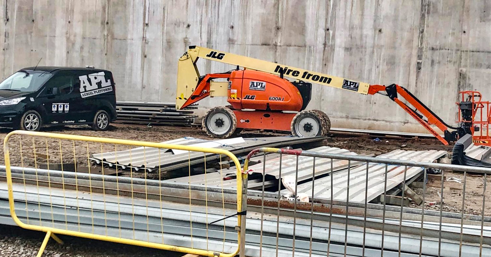 APL spotted out on site! - Aerial Platforms Ltd