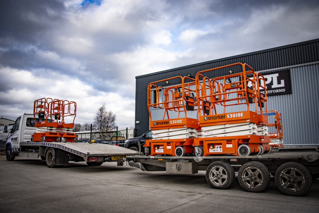 New Snorkel S3010E Self-Propelled Mini Scissor Lifts For APL - Aerial ...
